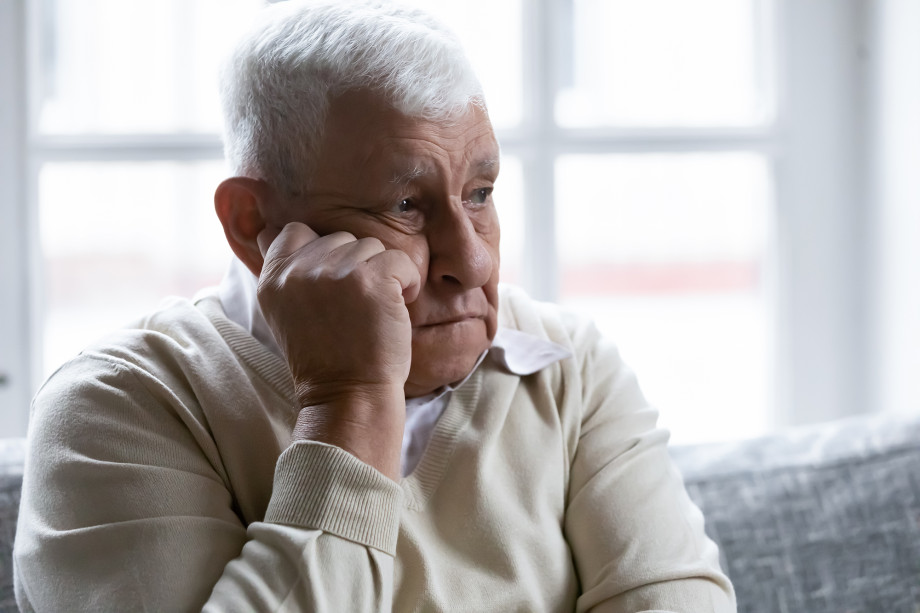 Men’s loneliness linked to an increased risk of cancer | University of ...