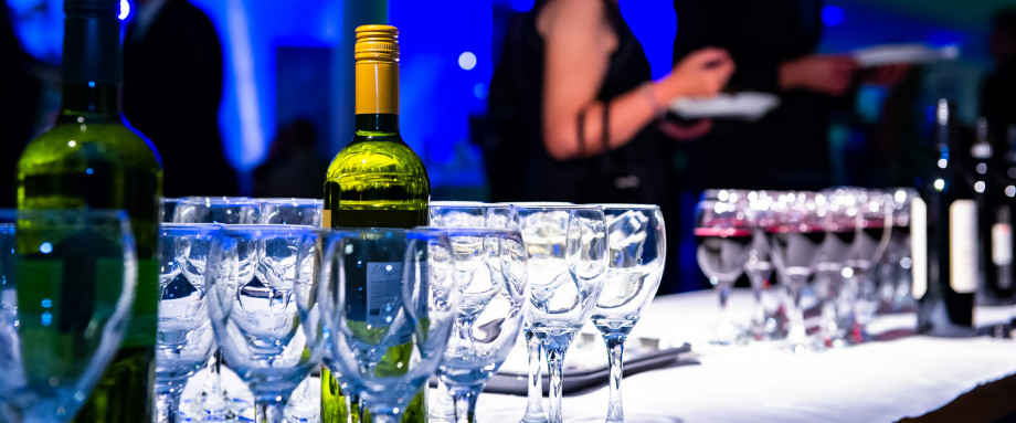 Monet geenit säätelevät alkoholin käyttöä ja tupakointia | Itä-Suomen ...