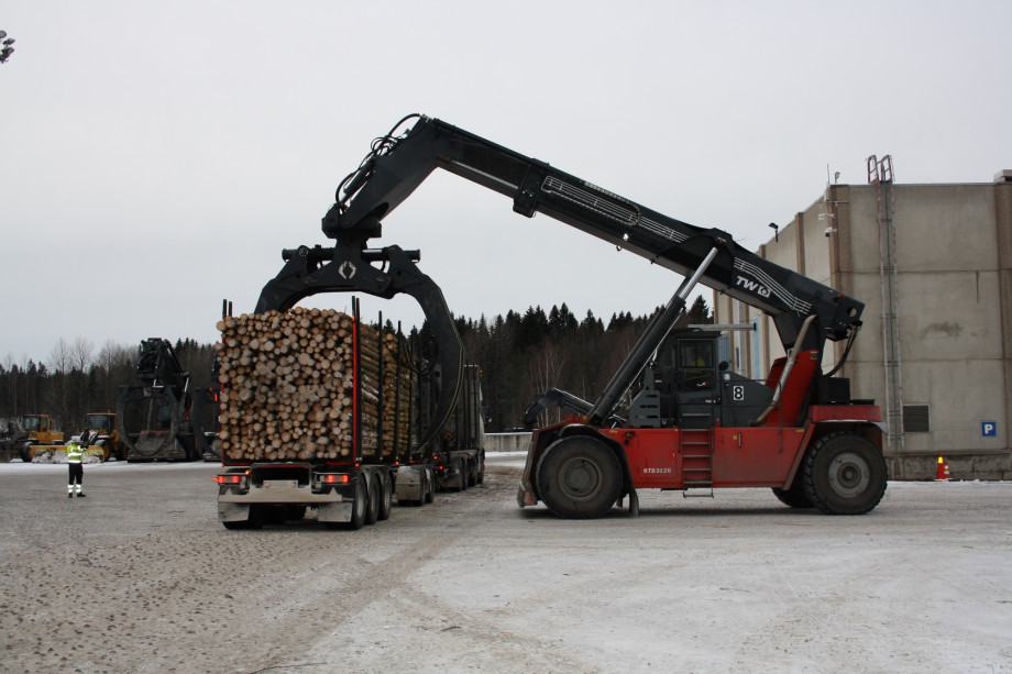 Suomen parhaat raakapuun tehdasvastaanotot ovat Stora Enso Anjalankoski ...