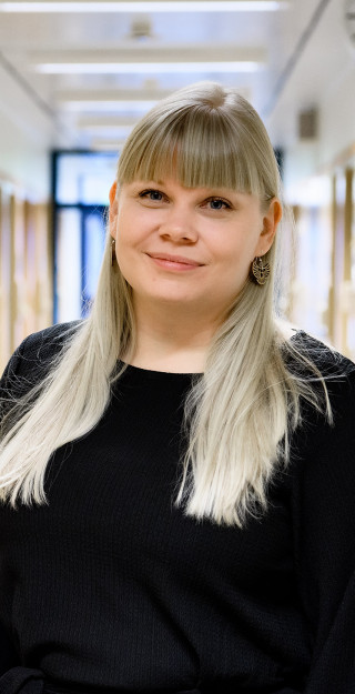 Henkilöstöesittely: yliopisto-opettaja Mervi Rantsi, terveystaloustiede ...